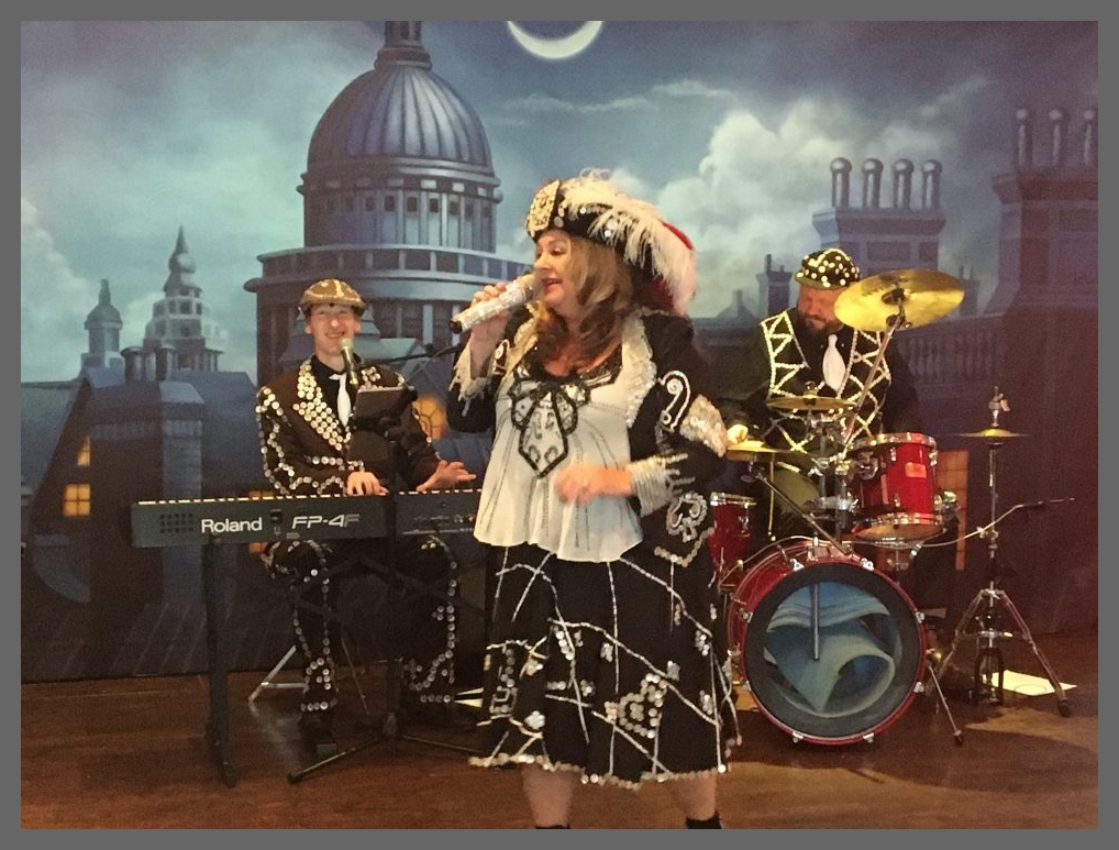 Day Trips - Landmark Hire